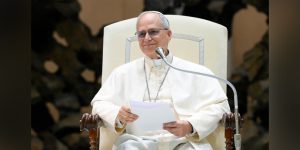 Vatican issues warning after fake Pope video posted on YouTube - CathNews