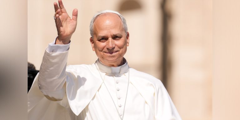 God wants to help people discover their worth, dignity: Pope Leo - CathNews