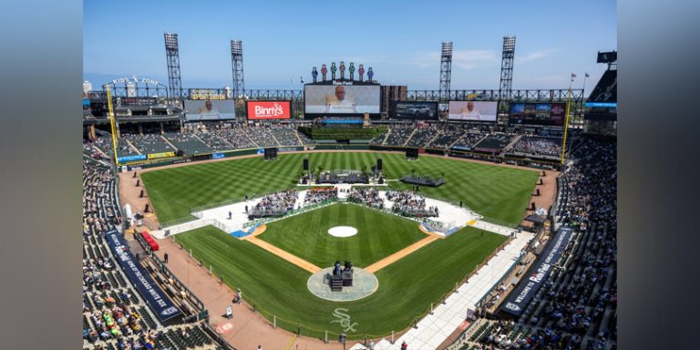 Pope tells hometown gathering to be ‘beacons of hope’ - CathNews