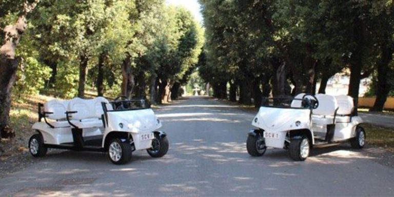 Electric popemobiles to go on the road with Pope Leo - CathNews