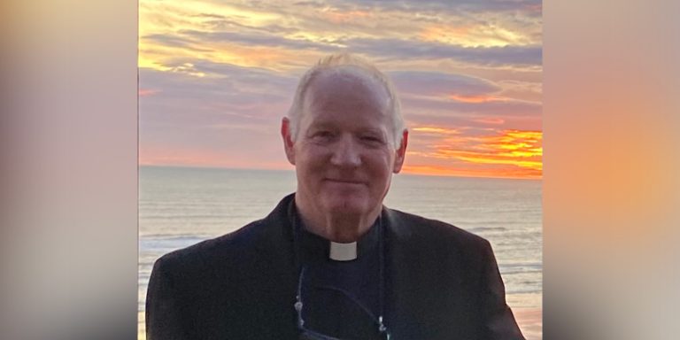 Priest offers message of hope to pornography addicts - CathNews