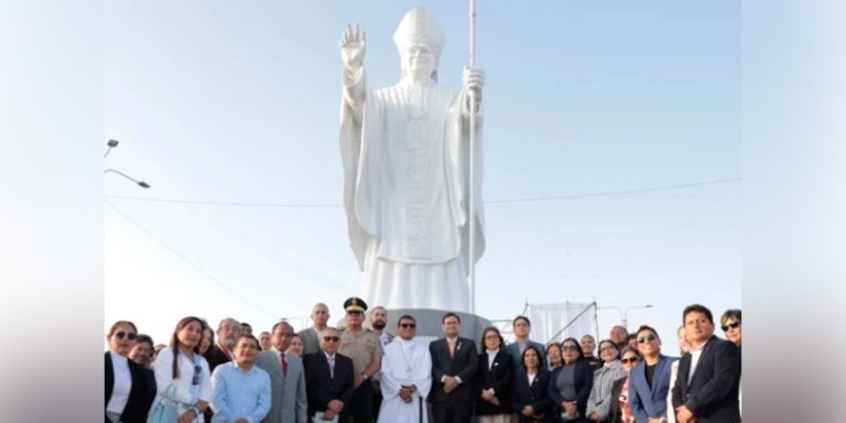 Statue honours ‘one of our brothers, a Peruvian at heart’ - CathNews