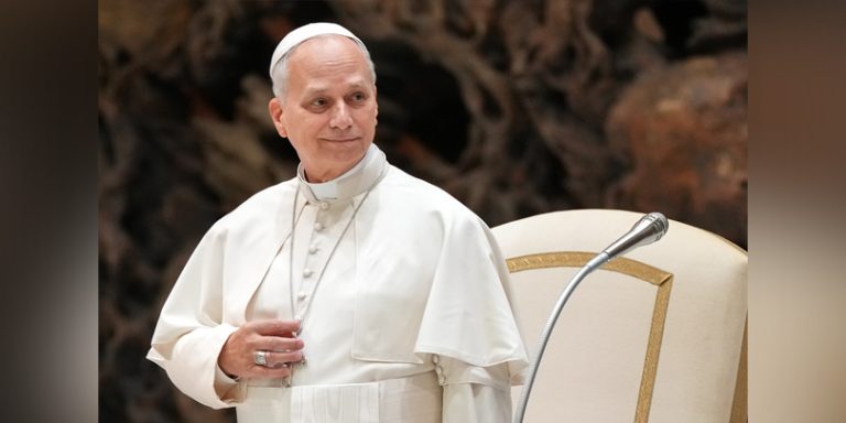 Pope appeals for end to all antisemitism, prejudice - CathNews