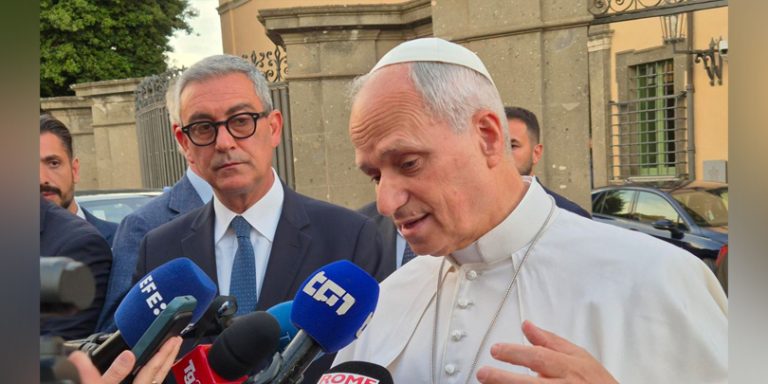 ‘Do not do this’: Pope warns SSPX on ordination of bishops - CathNews
