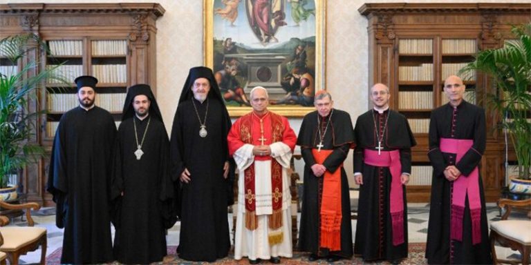 Pope shares hope for 2033 Jubilee Year - CathNews
